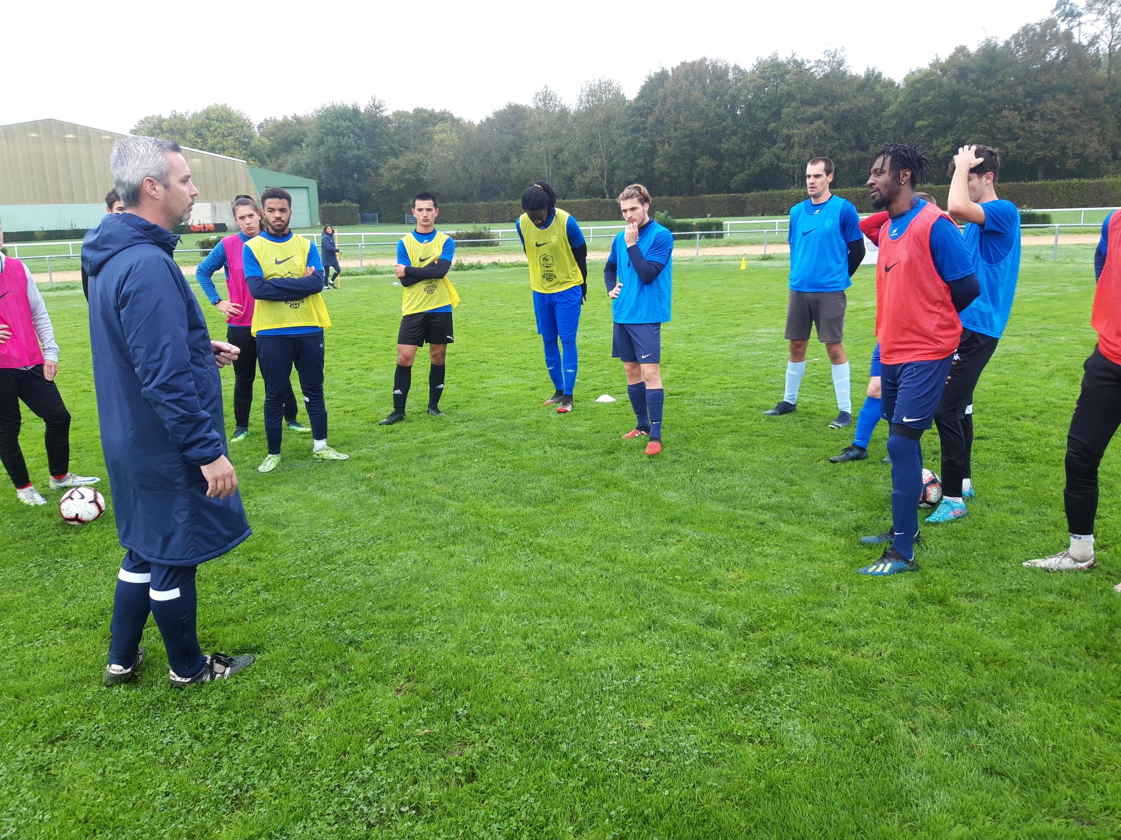 FORMATION D’EDUCATEURS – CFF1 – DISTRICT DE LA SARTHE DE FOOTBALL